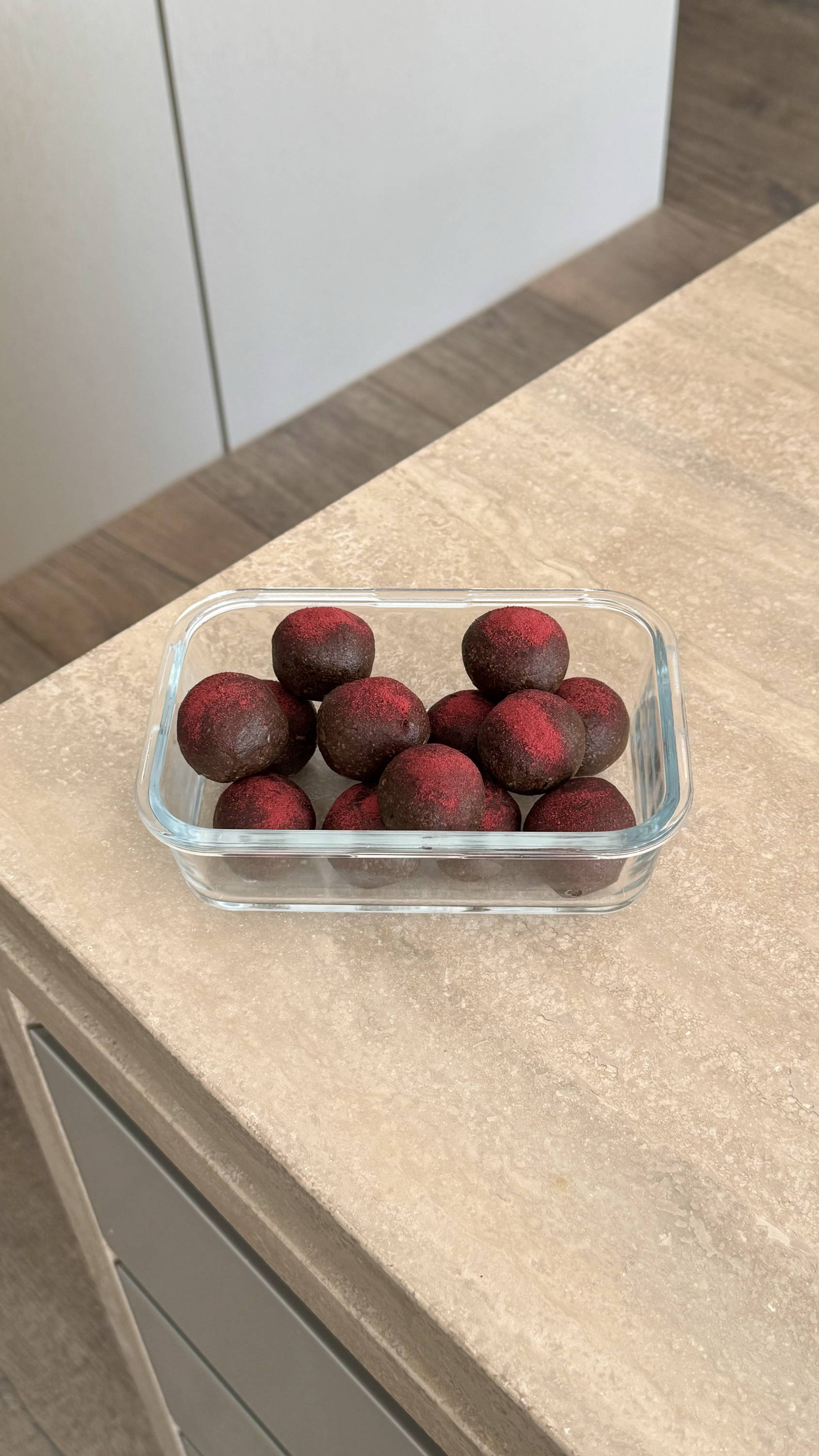 Very berry truffles – WelleCo US